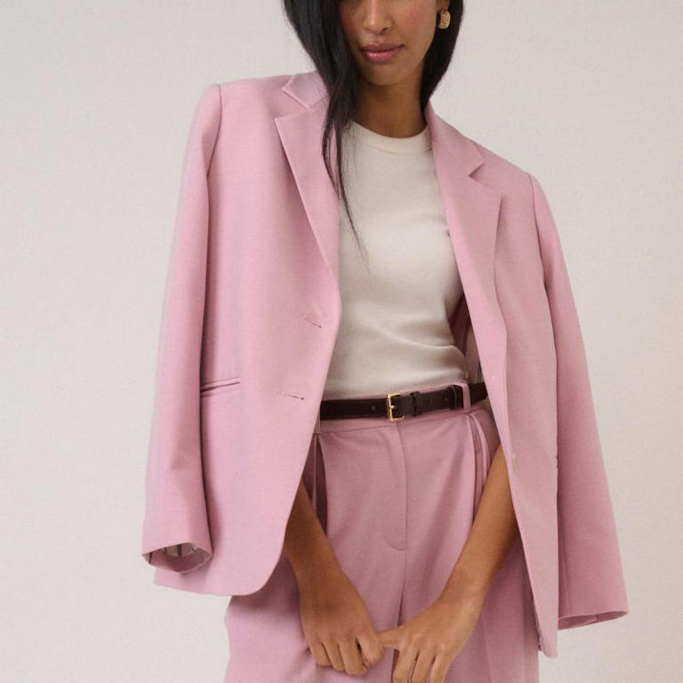 Pretty in pink, Ruth Langsford backs pastel suiting for summer smart ...