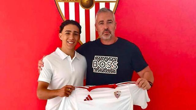Quién es Eric Alcaide, la revelación en la cantera del Sevilla FC que ...