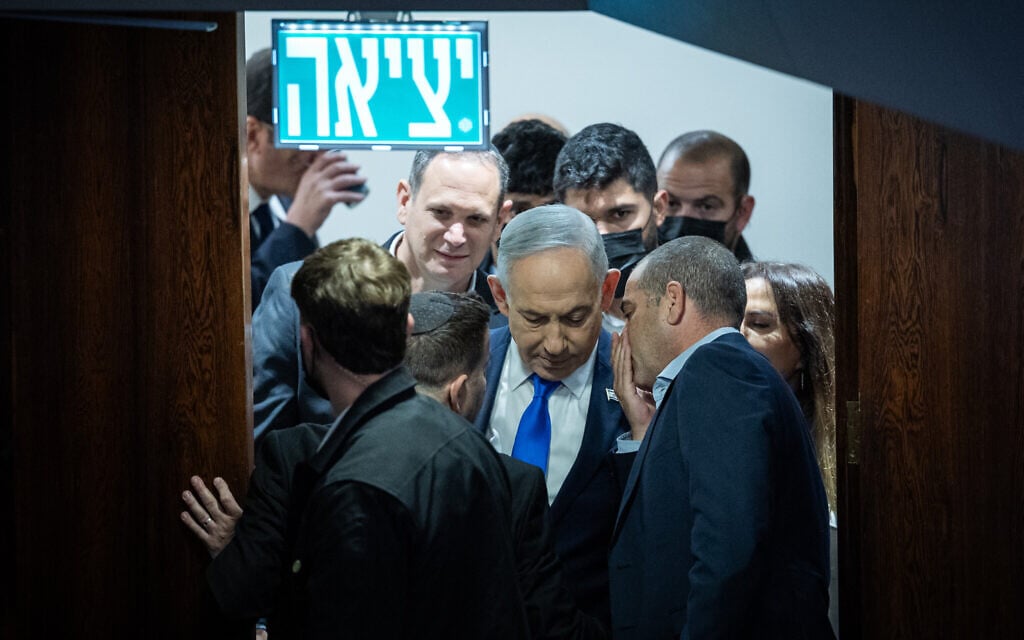 Israel kills Hezbollah chief engineer, as ministers said to demand vote ...