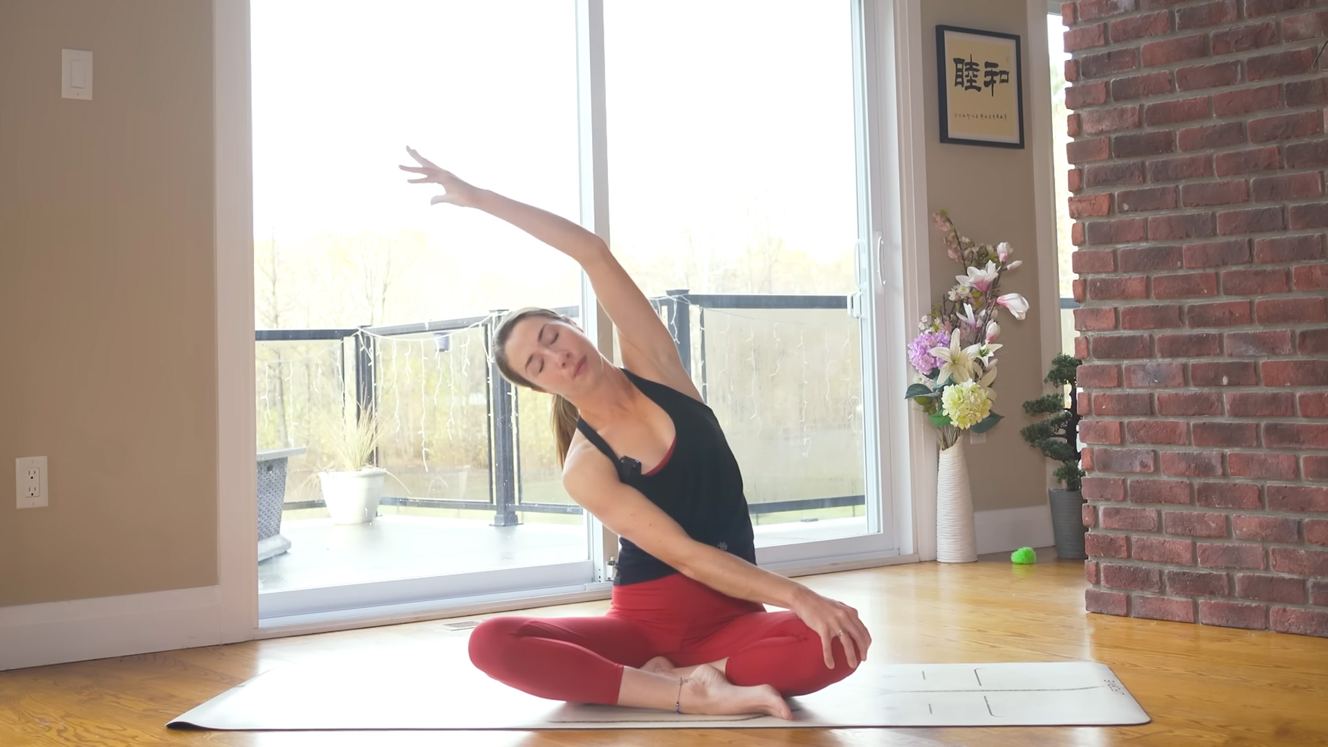 Easy beginner yoga stretches for daily flexibility
