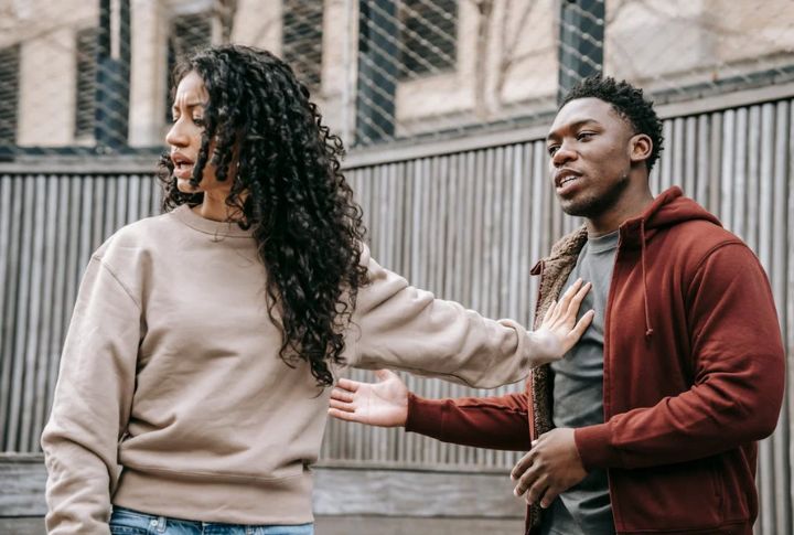 20 common mistakes women make that drive men away