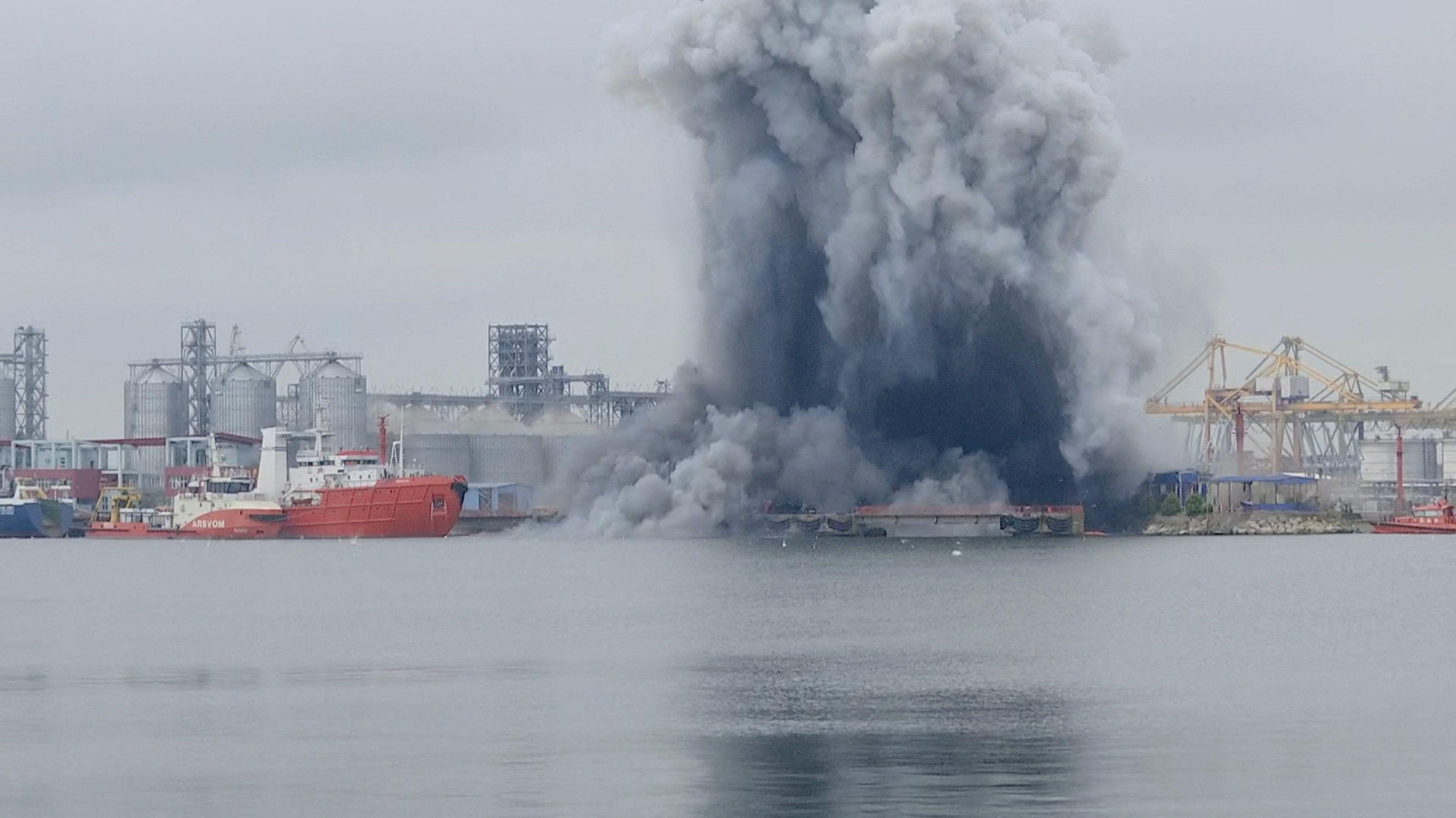 Ukraine strikes 'illegal' cargo ships in Sea of Azov as Putin prepares ...