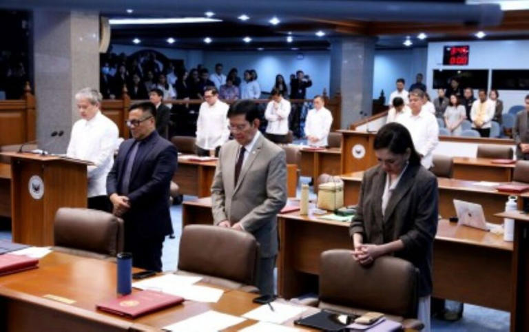 Ex-Senate chiefs urge senators to end row, focus on work