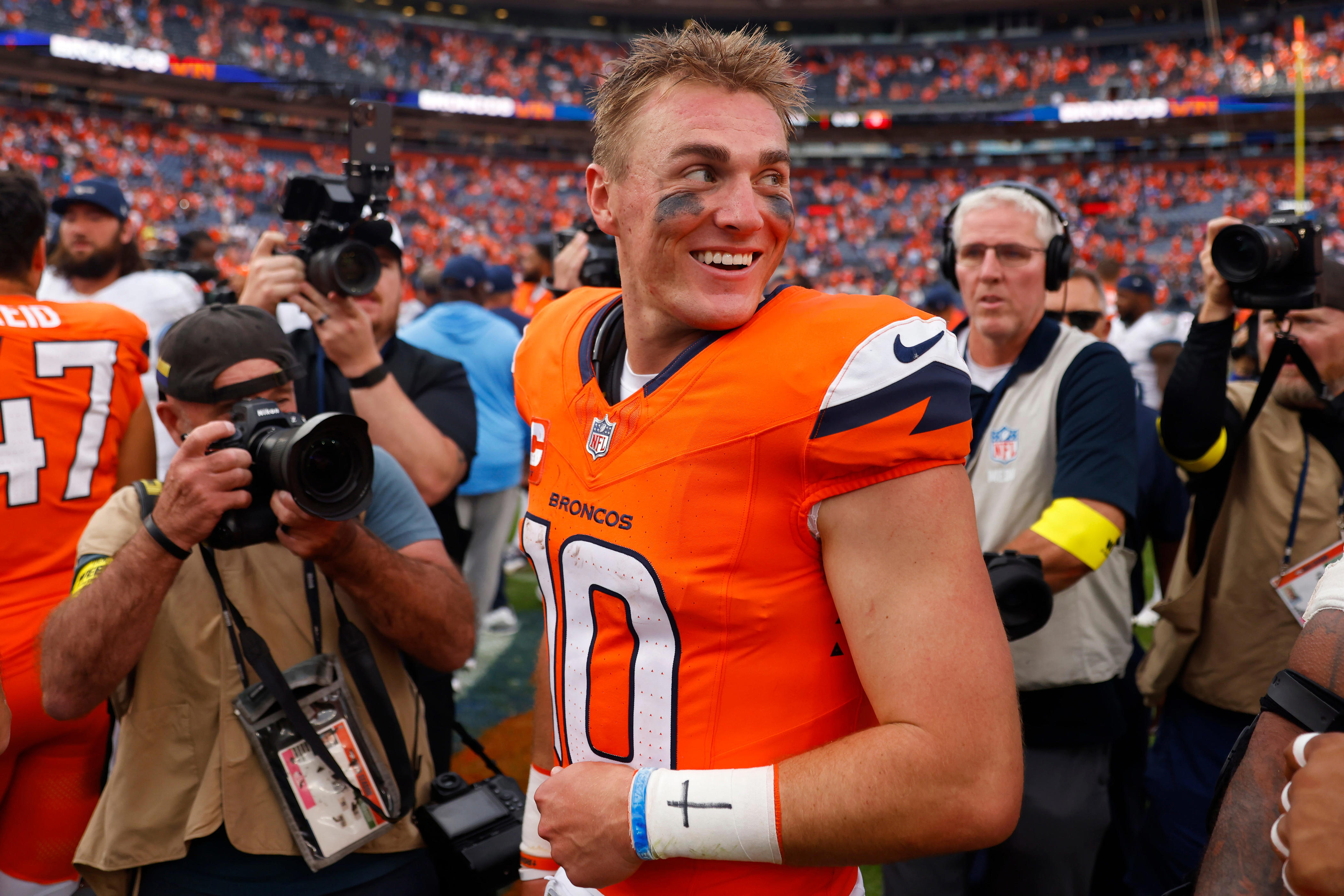 Broncos' projected starters on offense and defense after first week of OTAs