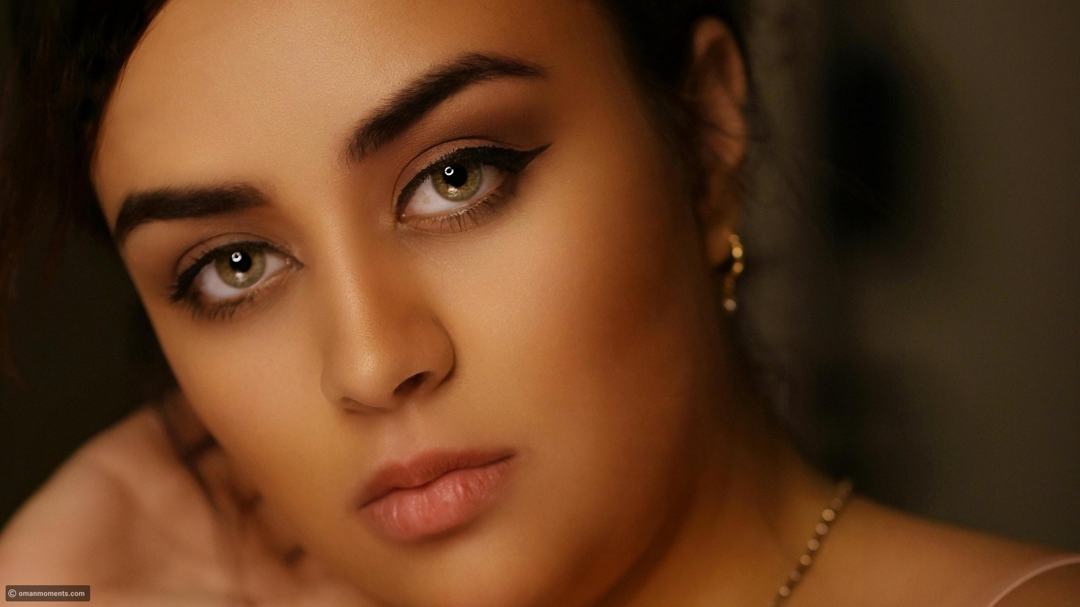 These 10 makeup trends often do more harm than good