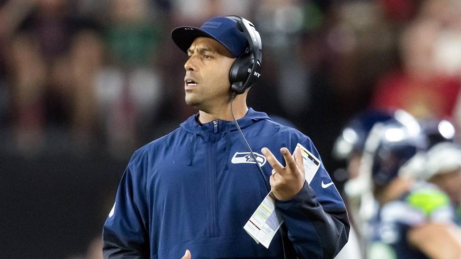 Why Aden Durde's time with Seahawks could end soon