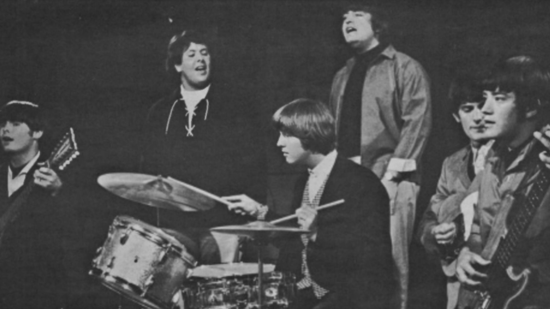 The Turtles made 'Happy Together' a 60s classic—but behind the music ...