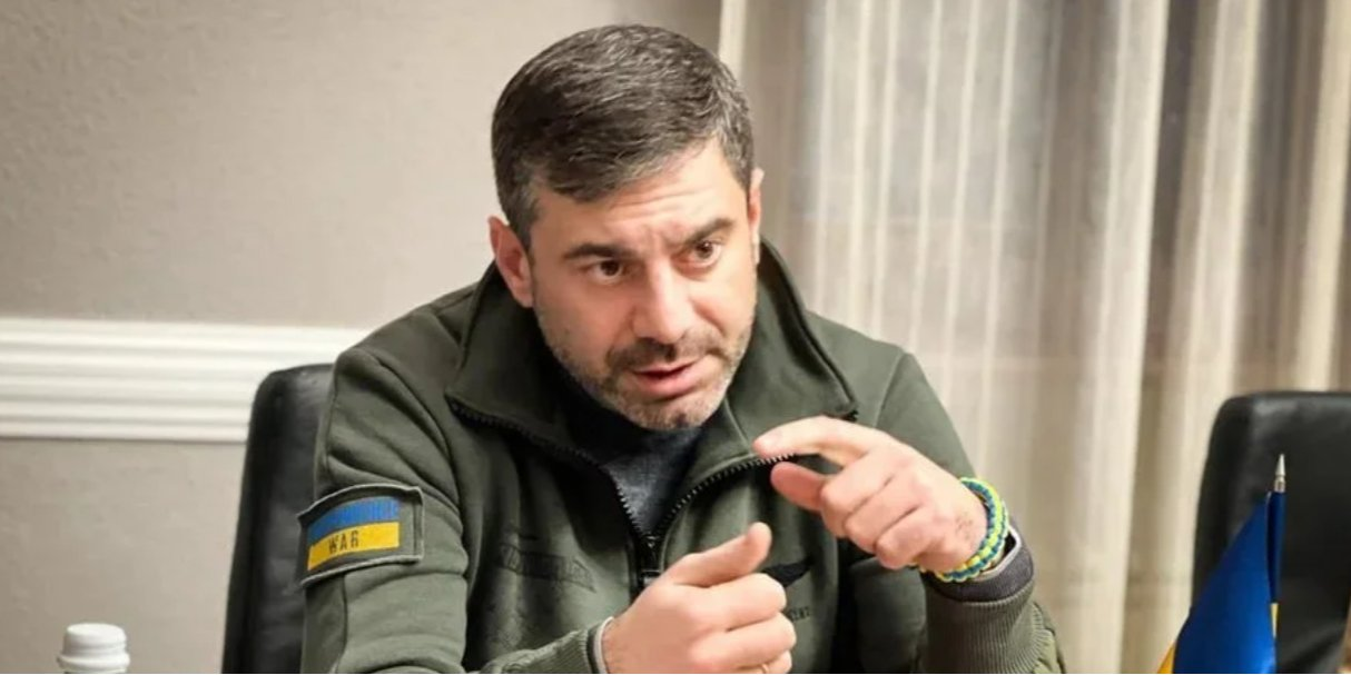 Lutsk recruitment official suspected of taking $7,000 bribe