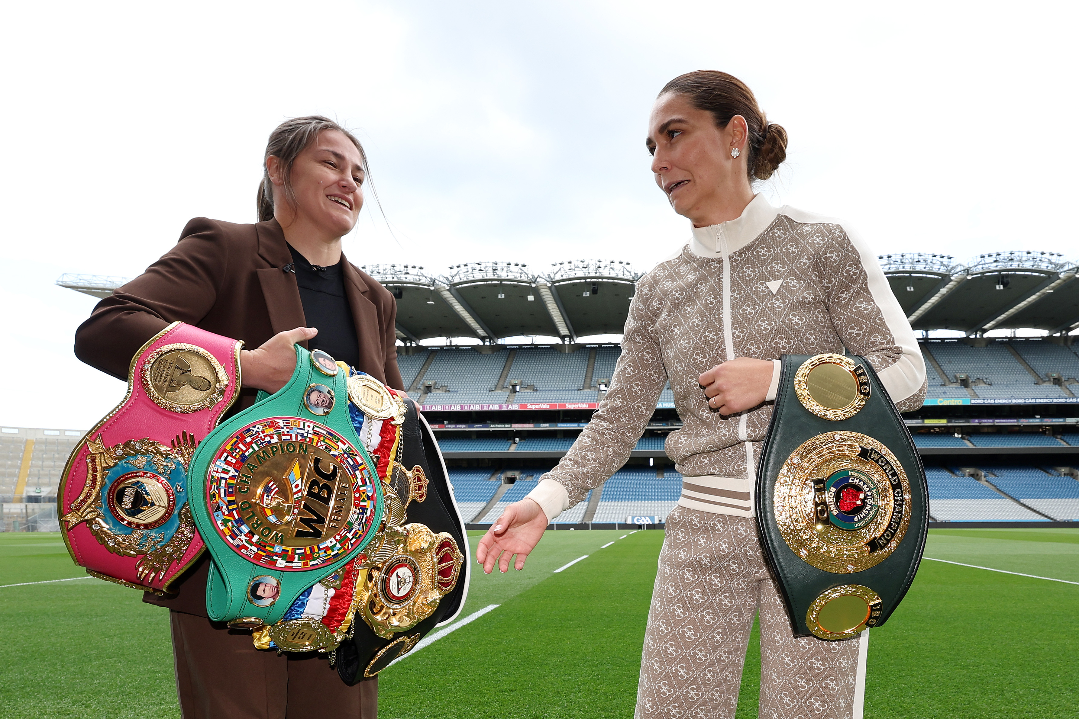 Emotional Taylor gears up for last fight in 'cathedral of Irish sport'