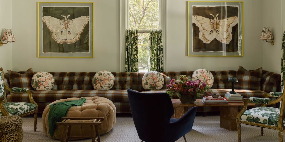 This clever designer-approved couch trick is the secret to a party ...