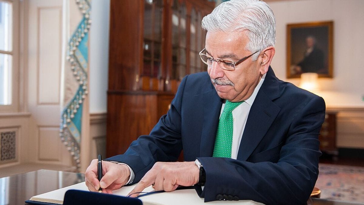 Khawaja Asif urges people to 'own' their Hindu identity. Pakistanis are ...