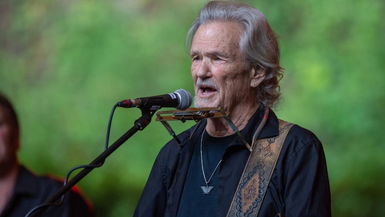 Kris Kristofferson’s career faced major setbacks, but his legacy endured