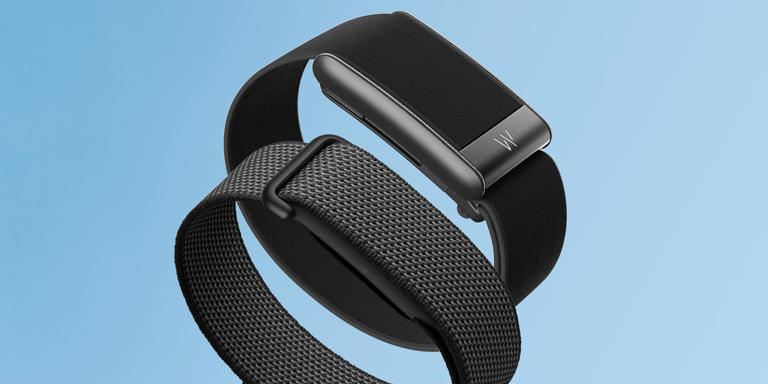 The new Fitbit Air vs. Whoop 5.0: Which one is better?