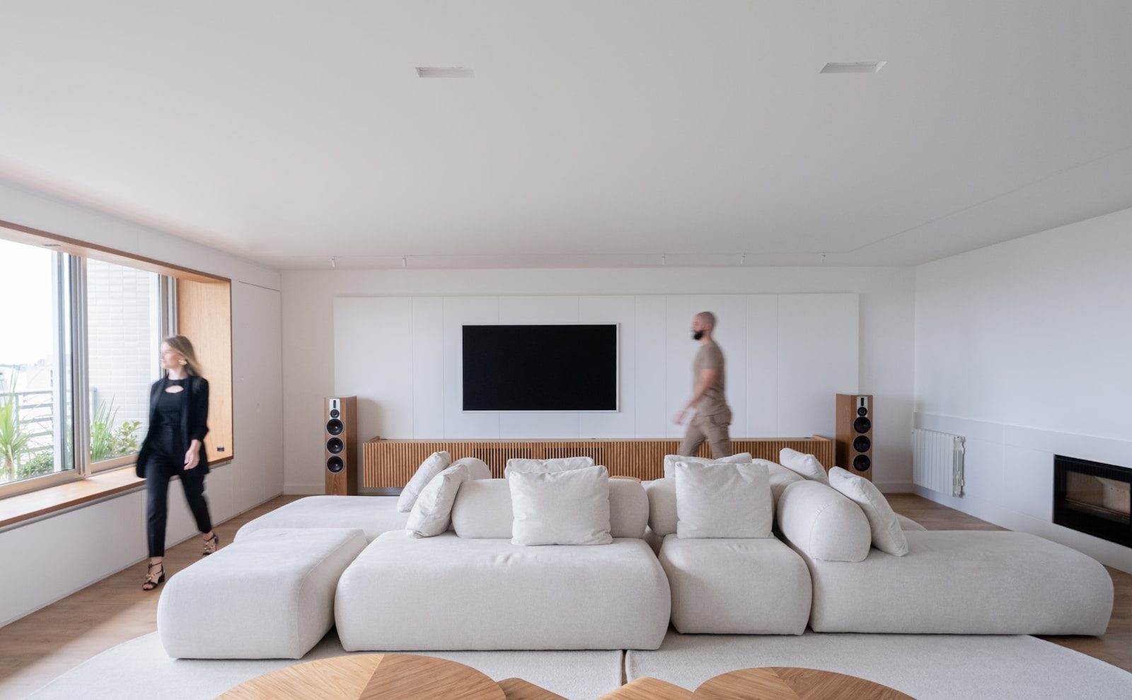 Home decluttering hacks inspired by household items that quietly ...