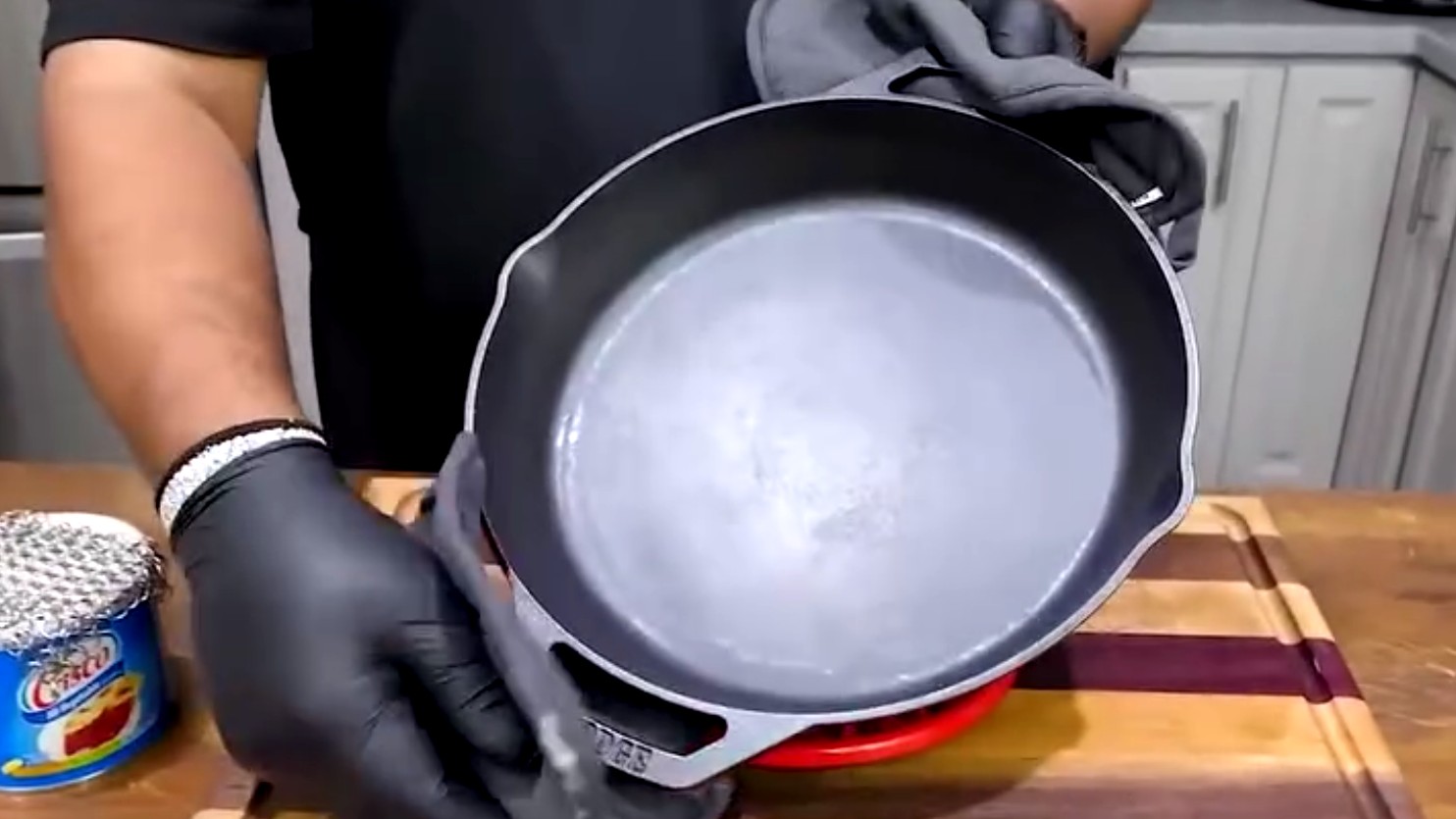 How to clean and restore cast iron