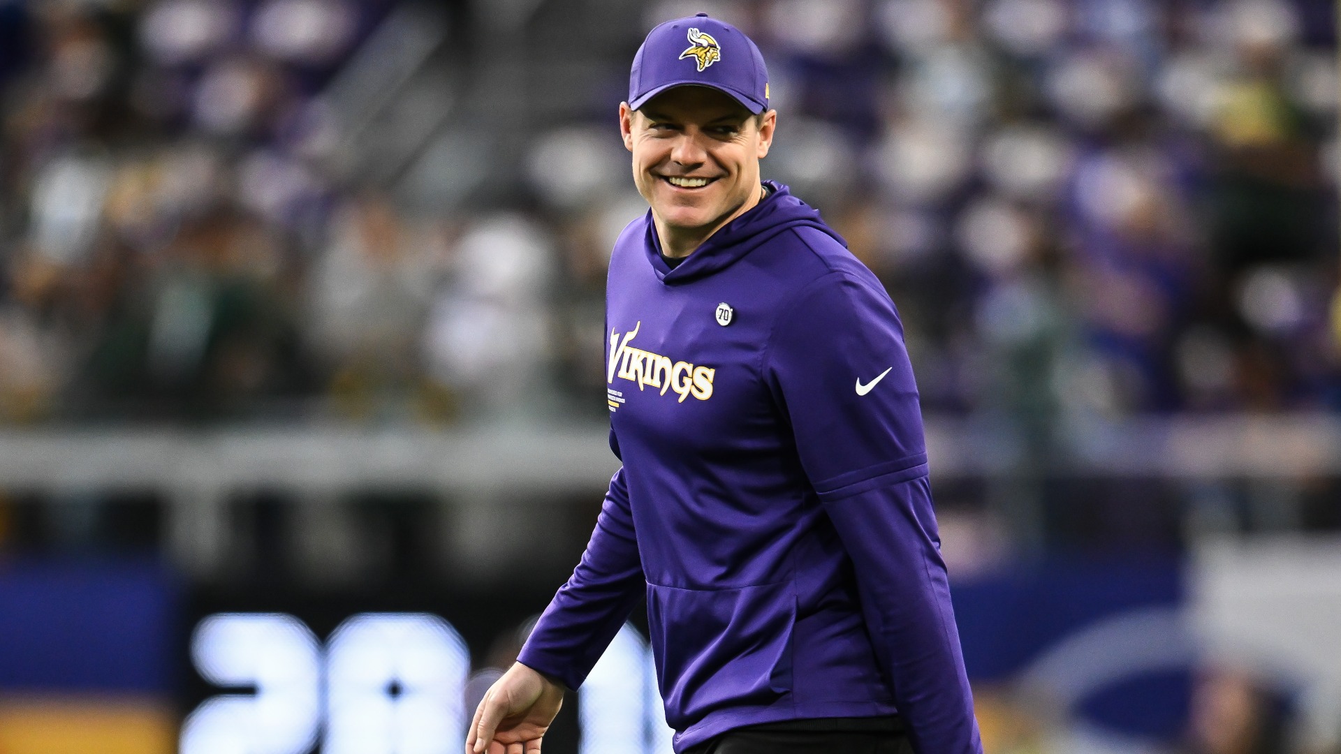 Vikings QB drama: O'Connell discusses Murray vs. McCarthy