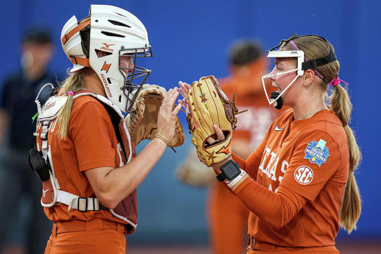 Texas softball: 2nd straight national championship caps historic career ...