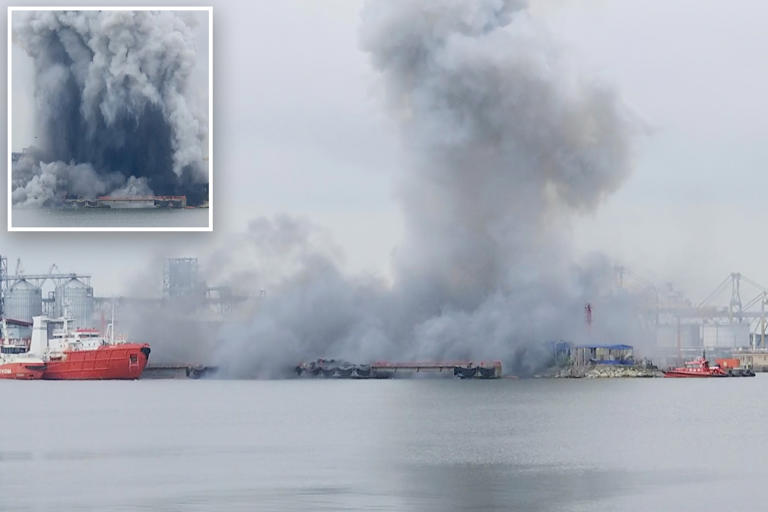 Maritime drone being used in Ukraine war explodes at a Romanian Black ...