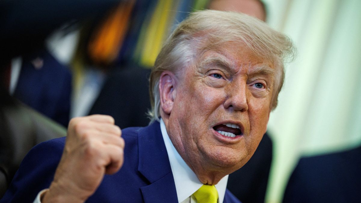 Trump earns new nickname with latest Oval Office nod-off