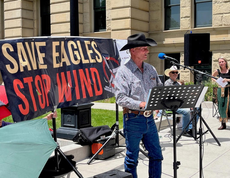 Wind energy critics rally at Capitol, warn of a 'Wyoming Wind Wall'