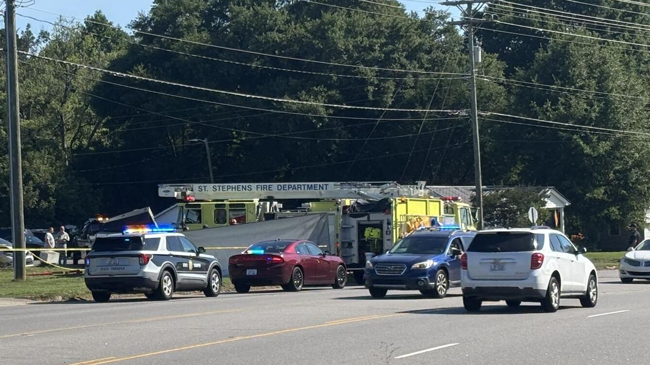Deadly crash under investigation north of Hickory