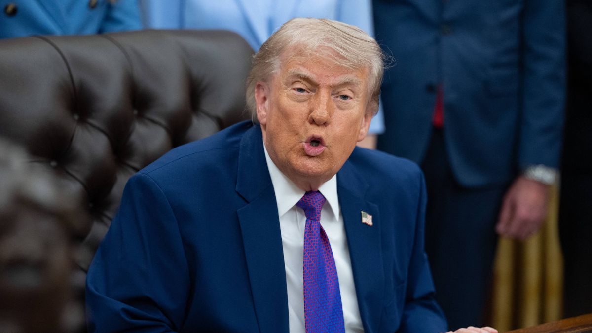 Trump earns new nickname with latest Oval Office nod-off