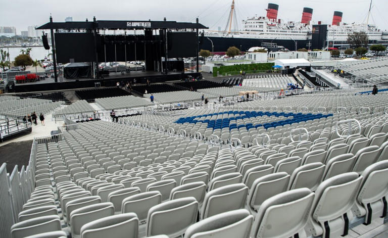$55 parking, shuttles and water taxis: How will 11,000 people get to ...