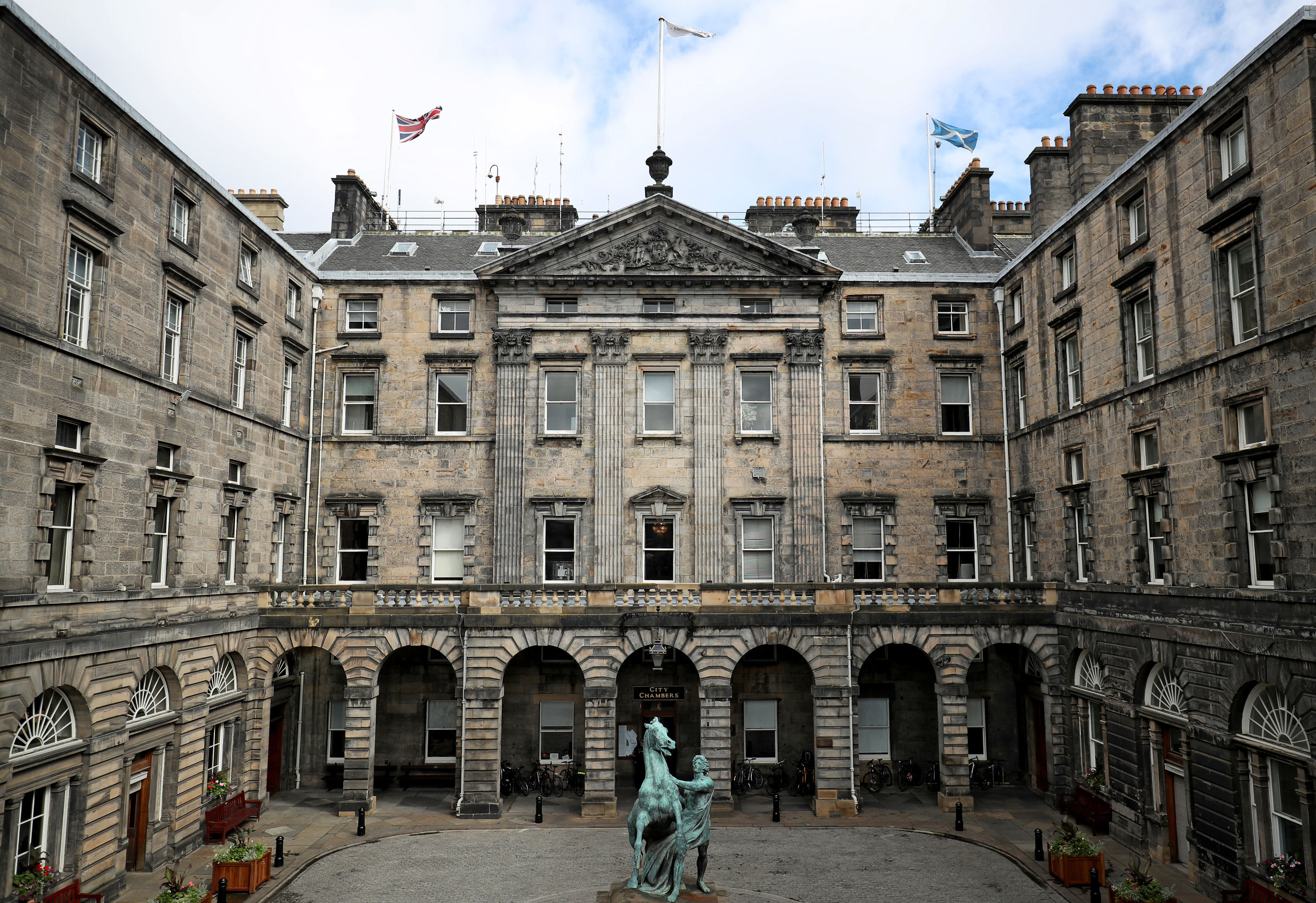 Edinburgh emerges as Scotland's cleanest city, beating Glasgow by 10 points