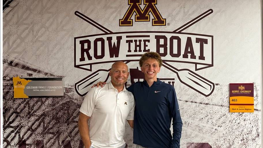 Gophers offer son of former QB Bryan Cupito