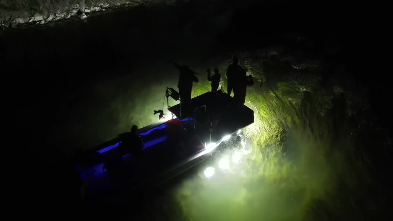 Bowfishing with Hammett Valley Fishing Adventures