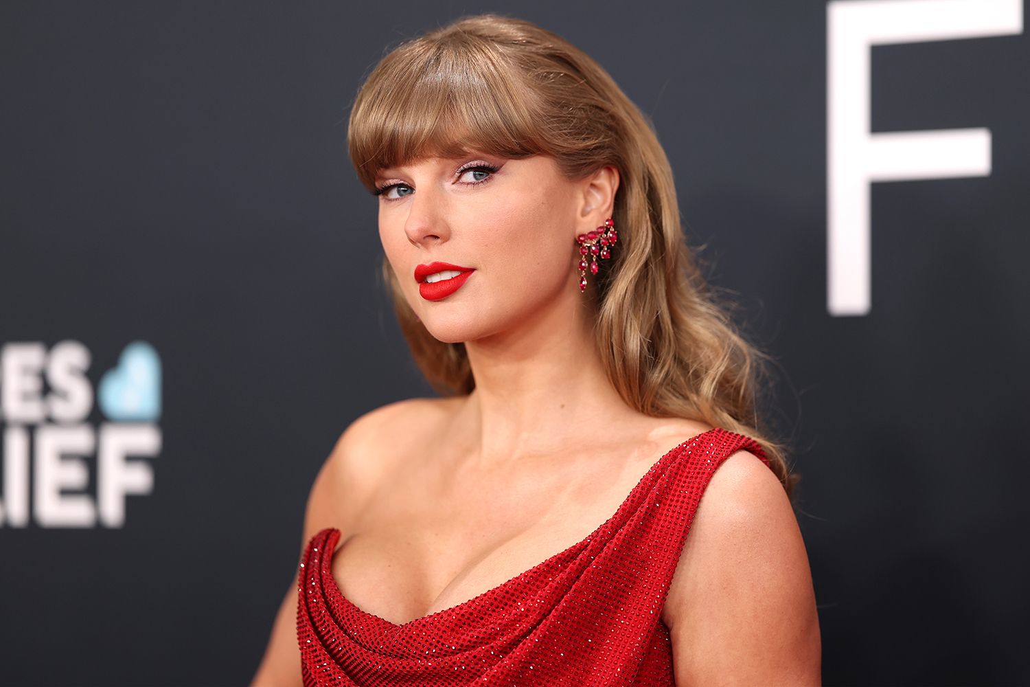 Taylor Swift is officially the richest female musician in history with ...