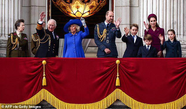 Opinion: Most want a monarchy - but this is what must now happen