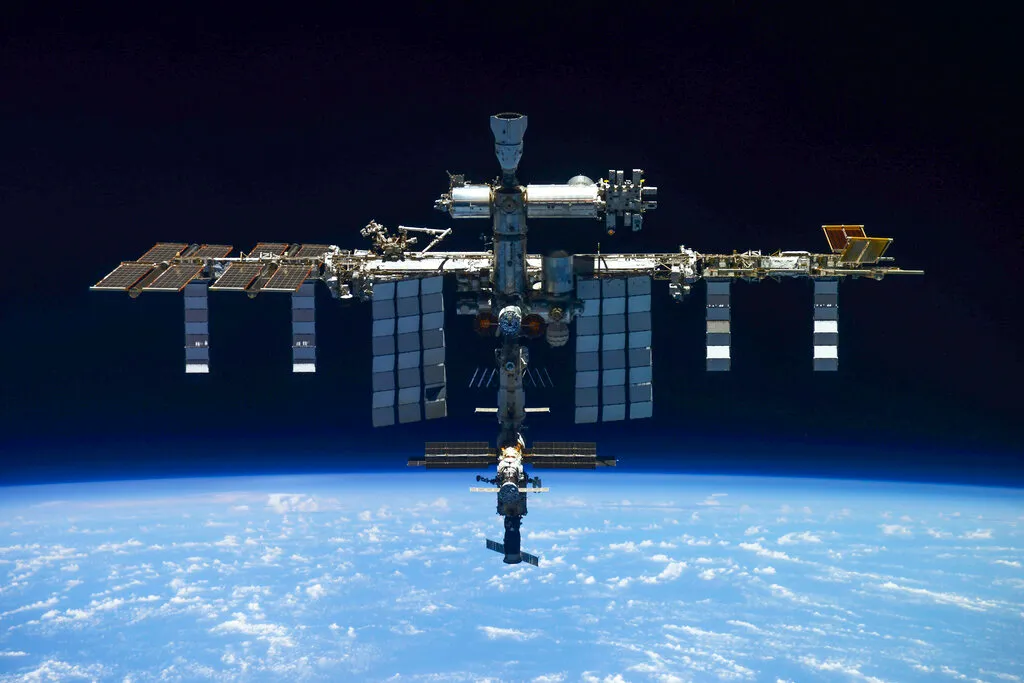 Astronauts put under evacuation orders due to worsening leak on ...