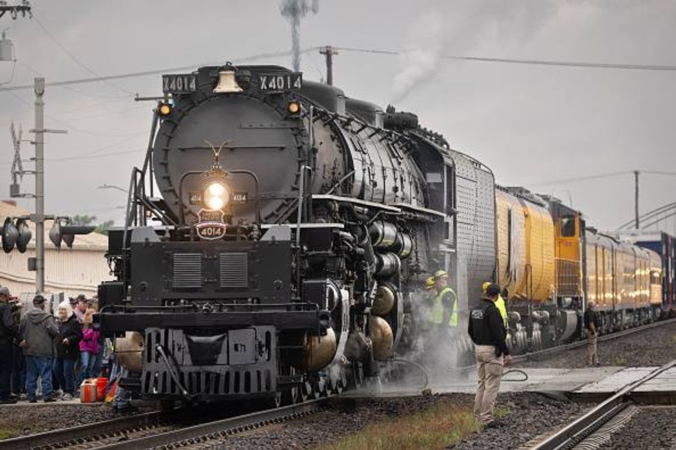 Local watch parties planned for Big Boy steam locomotive