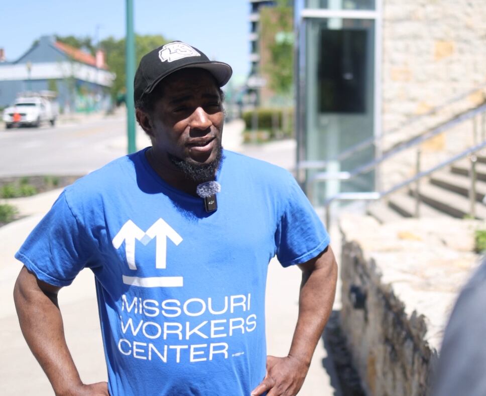 Workers group opposing new Royals stadium plan to turn in signatures ...
