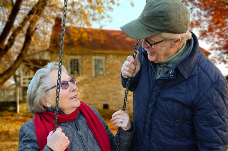 7 early warning signs of dementia most people mistake for normal aging