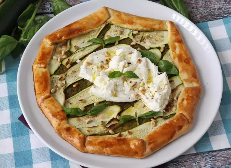 Tarte pesto et courgette : la recette facile qui sent bon l’été