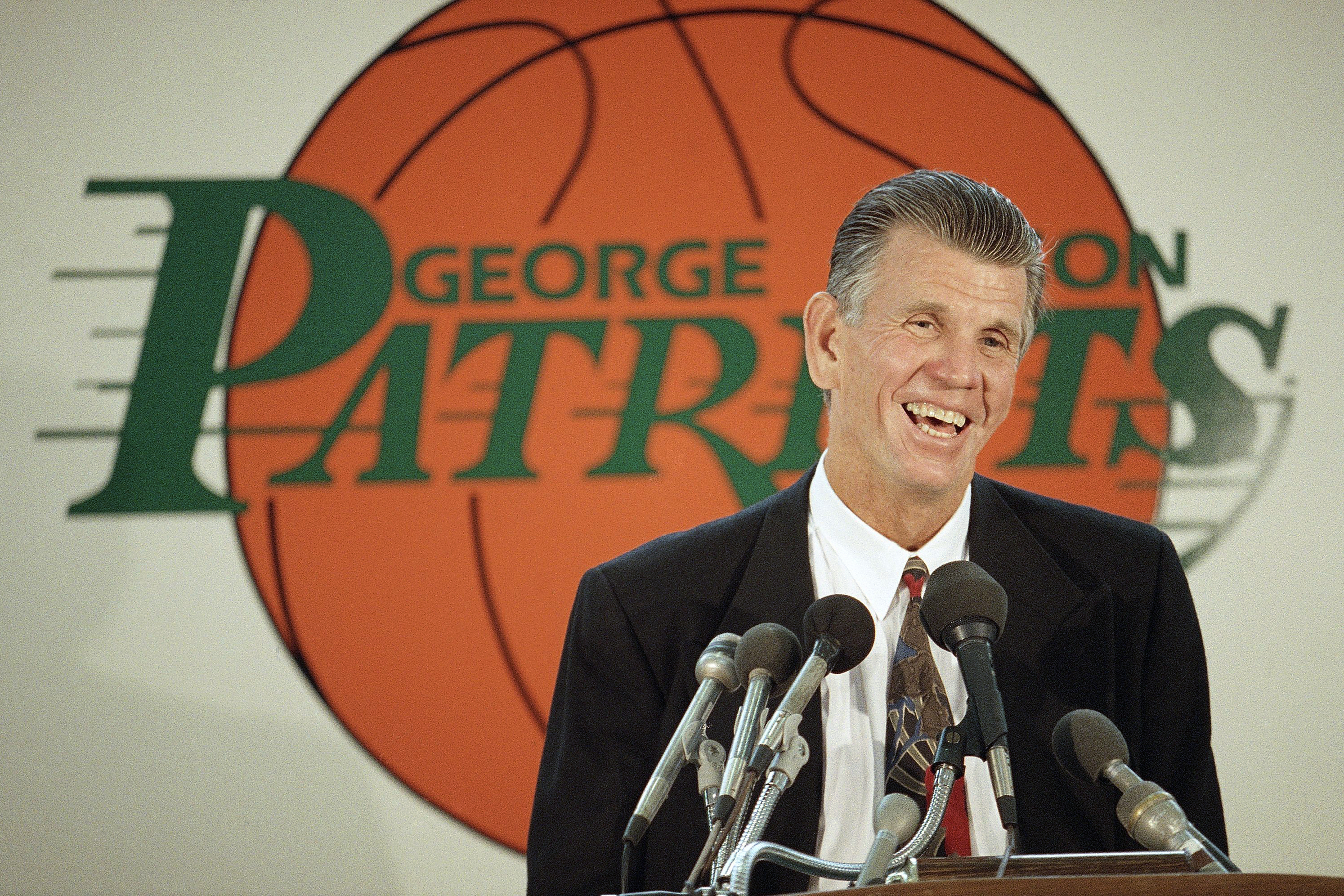 Paul Westhead, champion coach in NBA and WNBA, receives NBCA's Chuck ...