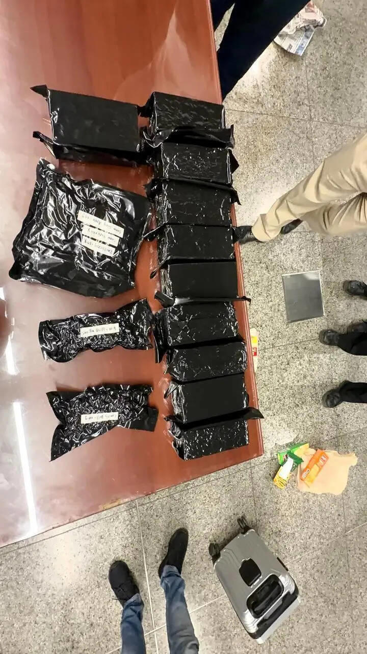 Man held at airport with ₹10.39cr weed