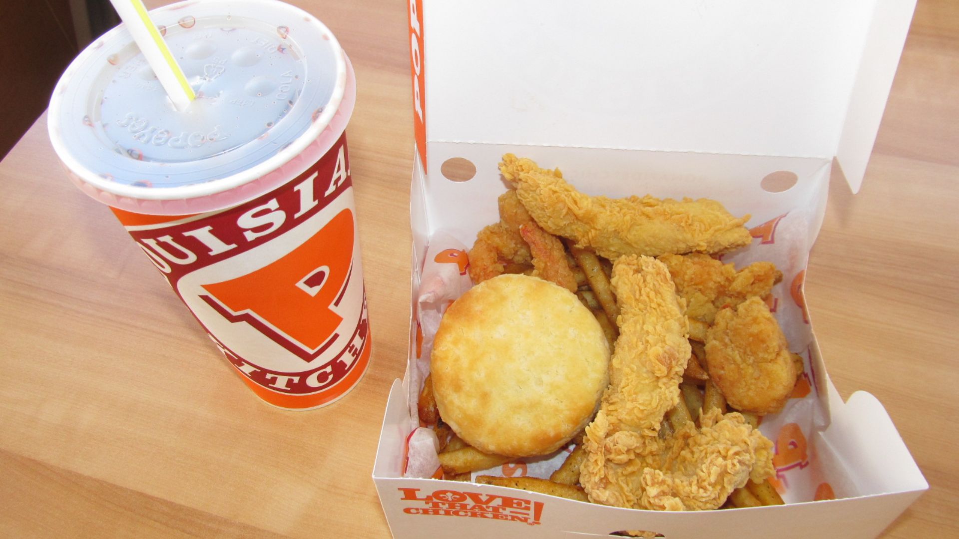 10 terrible fast food chicken tenders & 10 that got them right