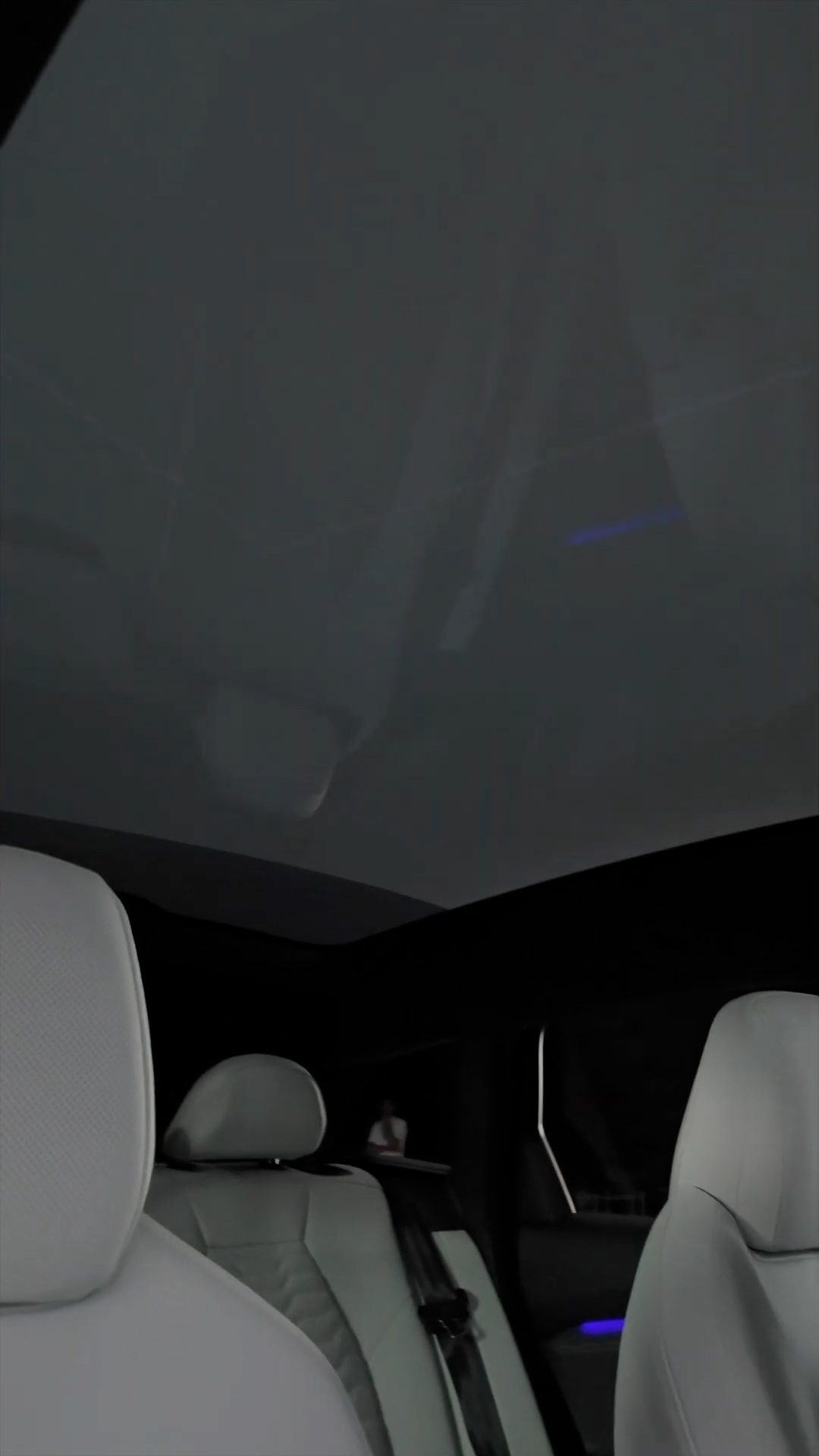 A close look at the Audi A6 e-tron panoramic roof
