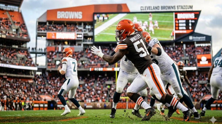 Browns strengthen defensive depth with Benton Whitley signing ...