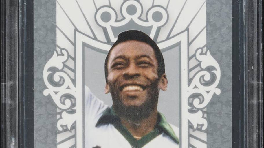 The 4 essential and iconic cards of the Brazilian legend Pele