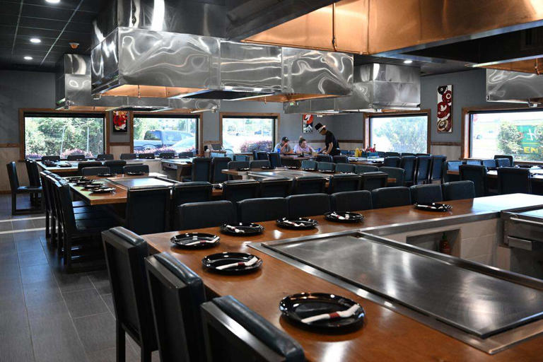 Hibachi, sushi & onion volcanoes. See inside new Japanese steakhouse in ...