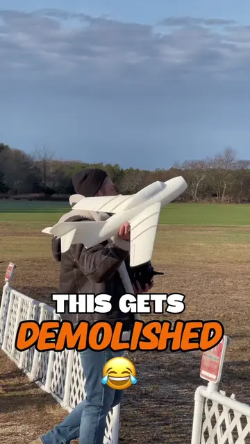 One week to build it one second to crash this 3D printed jet