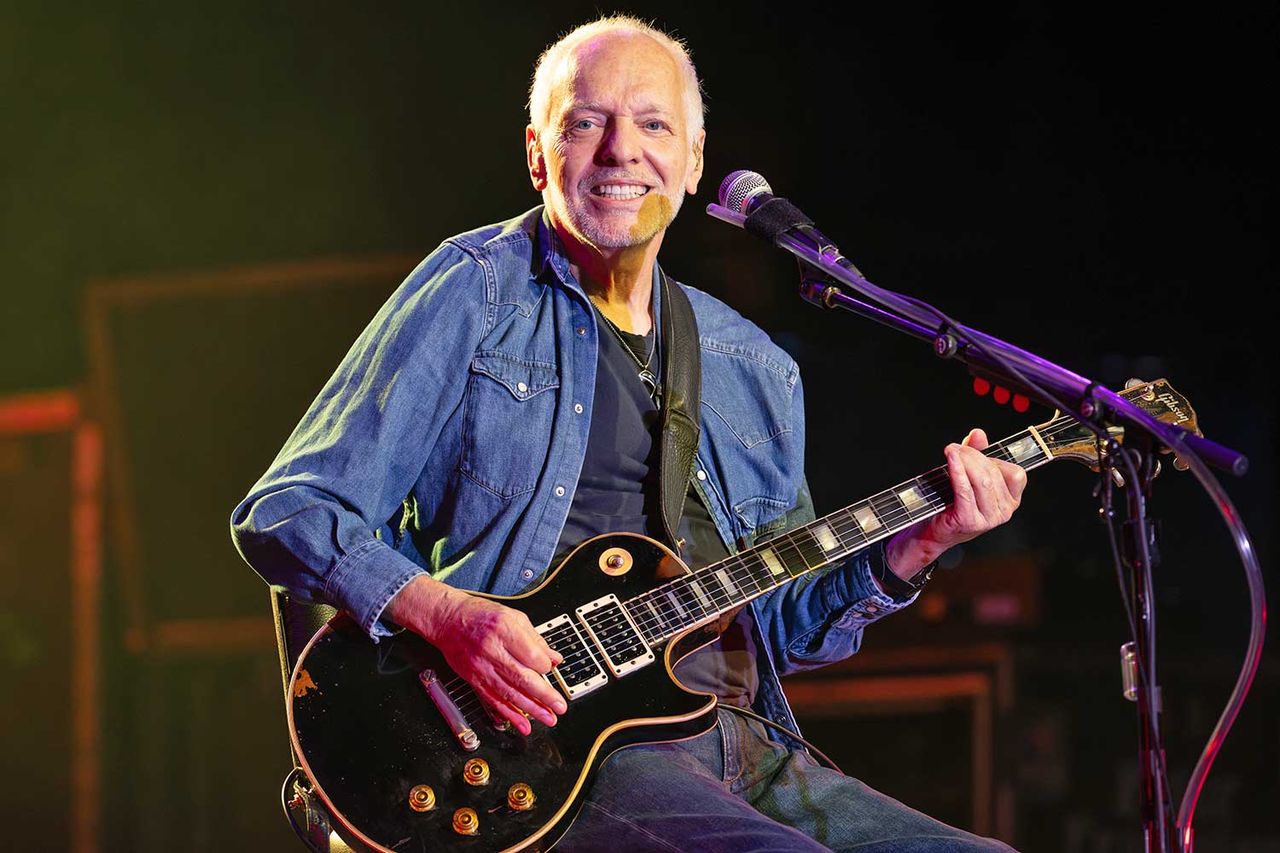 Peter Frampton hated being seen as a 'cutesy' heartthrob with 'my shirt ...