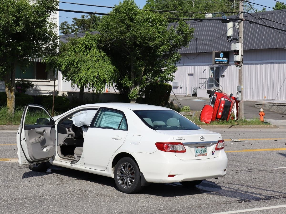Rollover crash in Concord closes South Main Street; 1 sent to the hospital