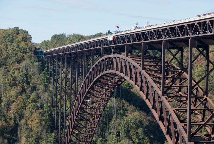 Pictures of 20 sky-high bridges that will leave you breathless