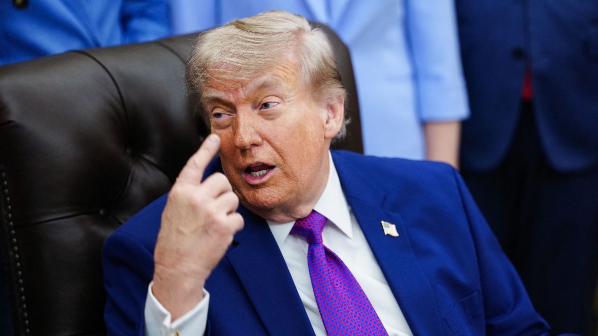 Trump earns new nickname with latest Oval Office nod-off