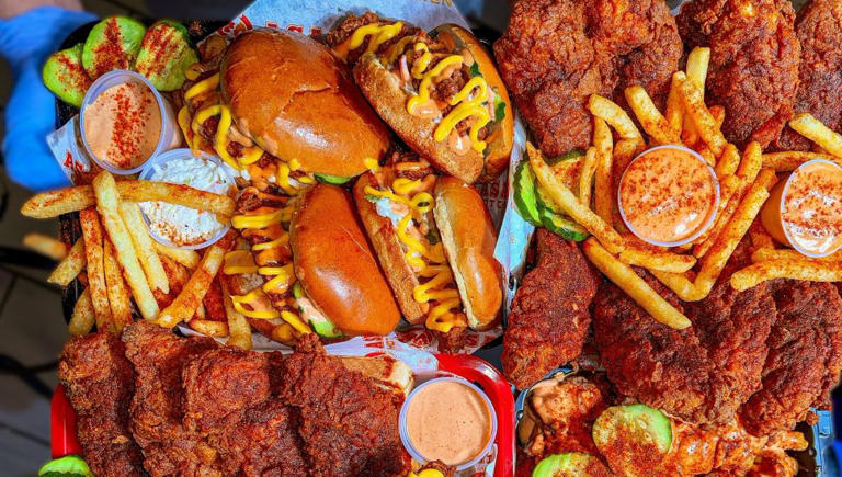 Philly’s fastest-growing hot chicken chain is coming to Malvern